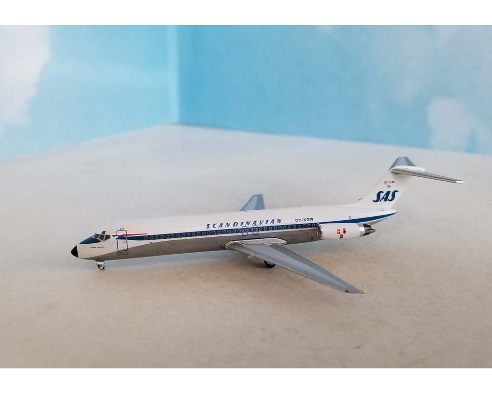 Sas DC-9-32 OY-KGW 1:400 Scale Aeroclassics AC411147: AeroClassicsDirect