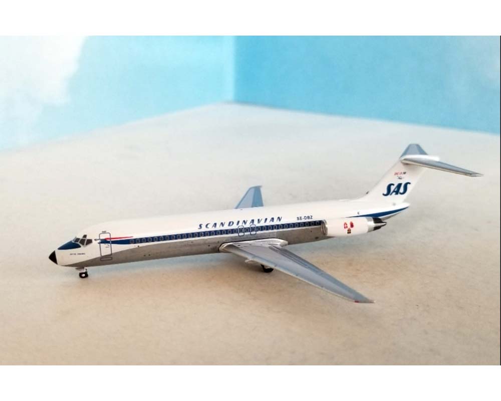 SAS DC-9-32 SE-DBZ 1:400 Scale Aeroclassics AC411148: AeroClassicsDirect