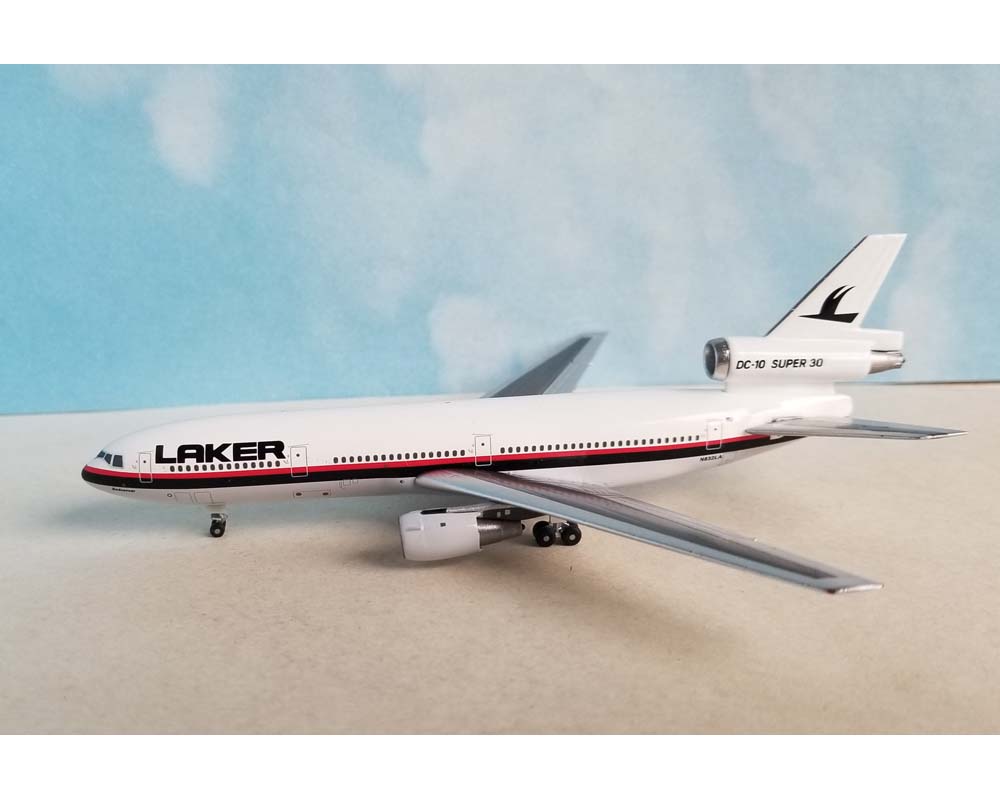 Laker Airways DC-10-30 N832LA 1:400 Scale Aeroclassics AC411425 ...
