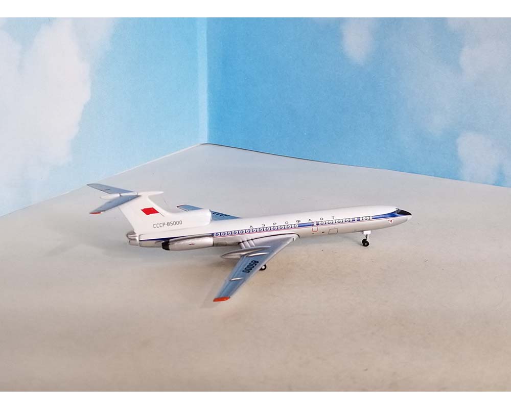 Aeroflot Tupolev T154 CCCP-85000 1:400 Scale Aeroclassics AC419958 ...